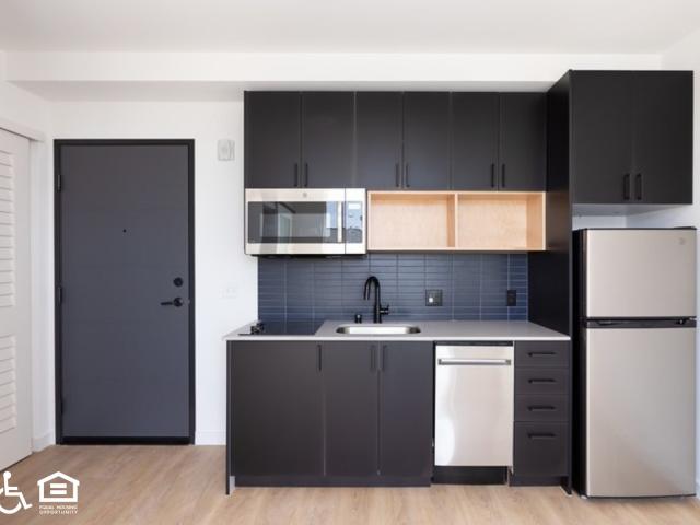 0 BR, 1 BA Apartment 838 Northeast 66th Street Unit Studio, 1 bath, $1375, Seattle, WA 98115