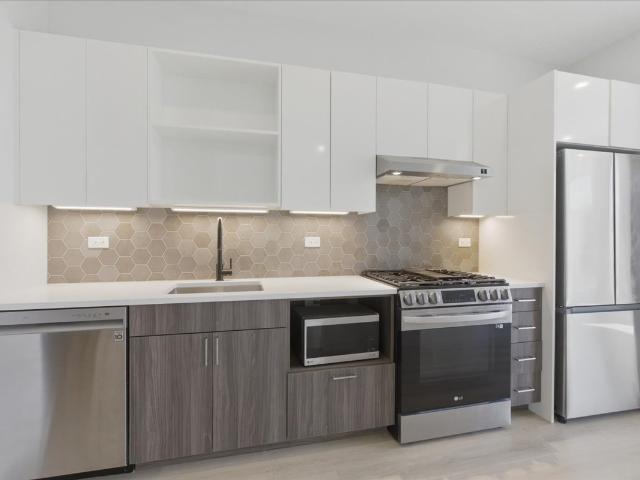0 BR, 1 BA Apartment 948 West Sunnyside, Chicago, IL 60640