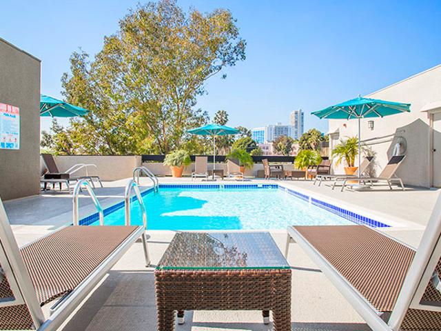 0 BR, 1 BA Apartment 949 Larrabee Street Unit 302, West Hollywood, CA 90069