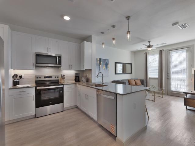 0 BR, 1 BA Apartment 9501 El Centro Drive Unit 324, Dallas, TX 75220