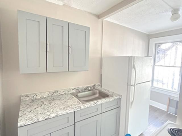 0 BR, 1 BA Apartment 911 Asylum Ave, Unit A8, Hartford, CT 06105