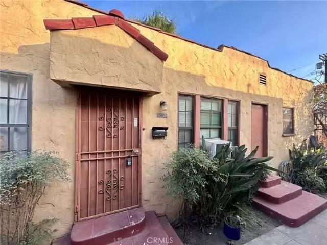 0 BR, 1 BA in Florence 738 E 79th St #