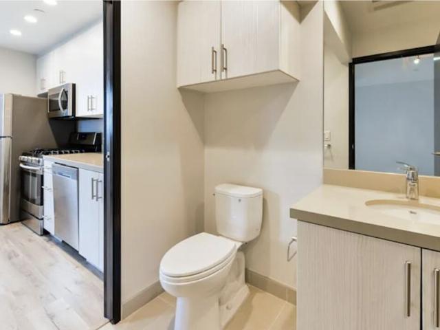 0 BR, 1 BA in Venice