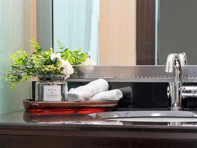 0 BR, 2 BA Apartment 1437 Collins Avenue, Miami Beach, FL 33139