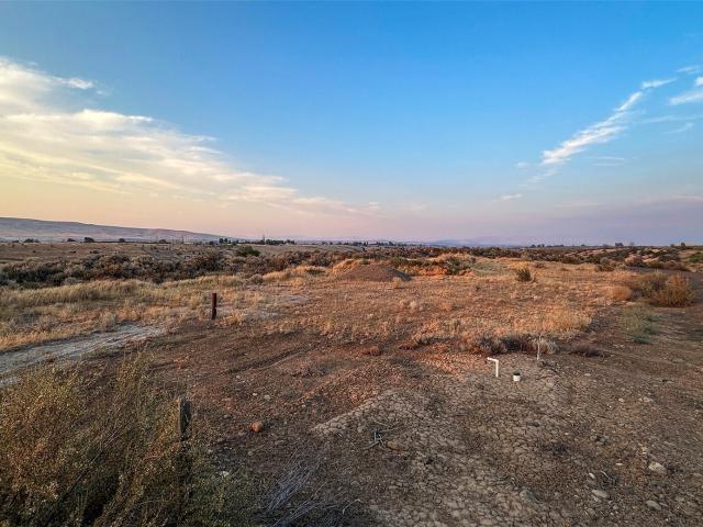 0 C 1415 Cottonwood Road