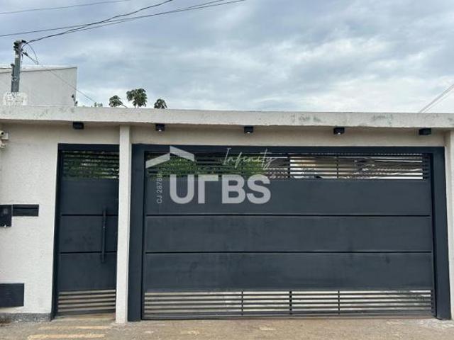 0 Casa 3 quartos, sendo 1 suíte