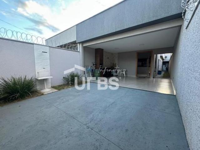 0 Casa 3 quartos, sendo 1 suíte