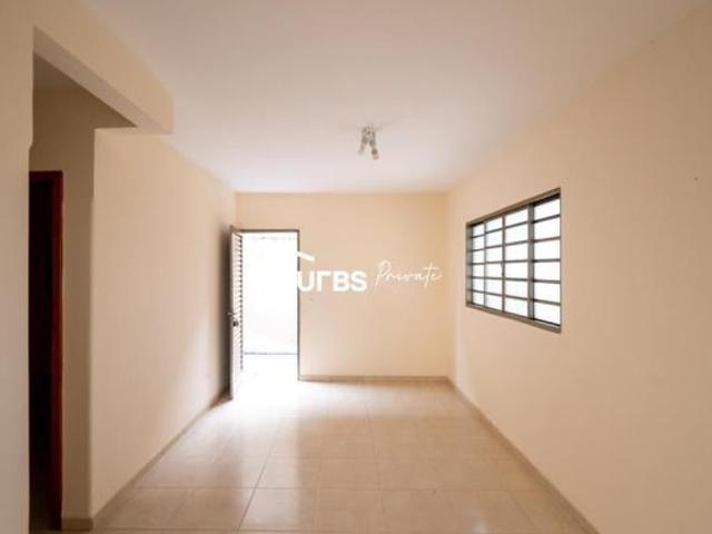 0 Casa 3 quartos, sendo 1 suíte