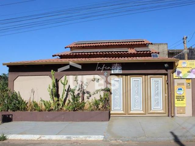 0 Casa 2 quartos, sendo 1 suíte