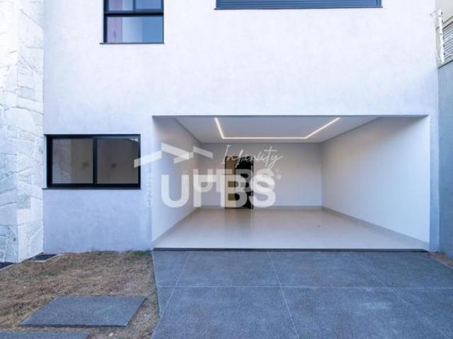 0 Casa 4 quartos, sendo 4 suítes