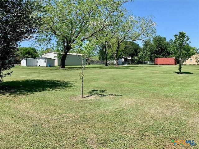 0 E Division St, Edna, TX 77957 | MLS #607848