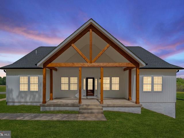 5341 Hillside Dr, Warrenton, VA