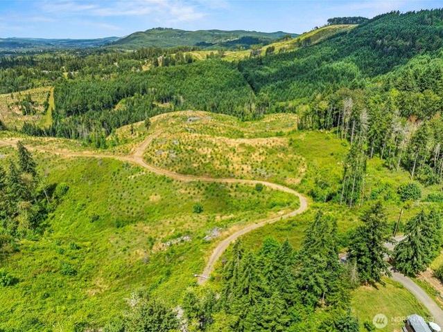 0 Holcomb Rd Lot B, Kelso, WA 98626