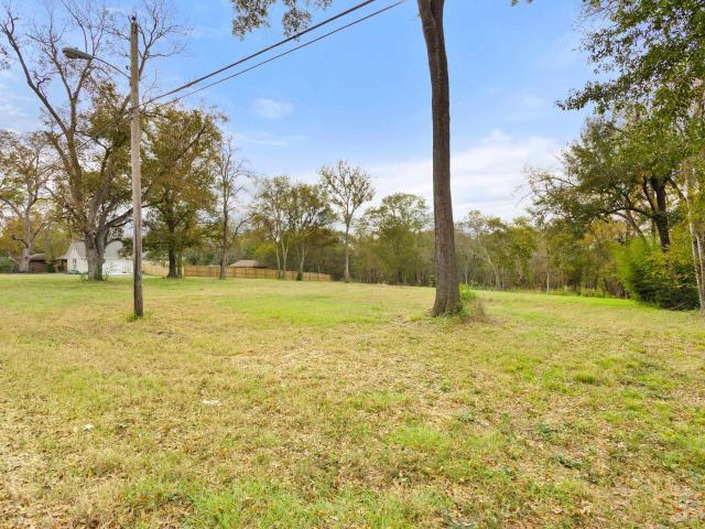 0 Kickapoo St, Frankston, TX 75763 | MLS #25017 | Compass
