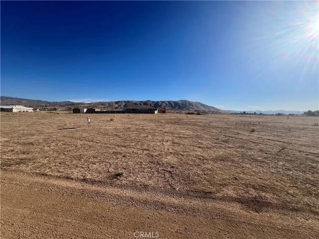 0 Panoche Rd, Apple Valley, CA 92308 | MLS #IV26015 | Compass