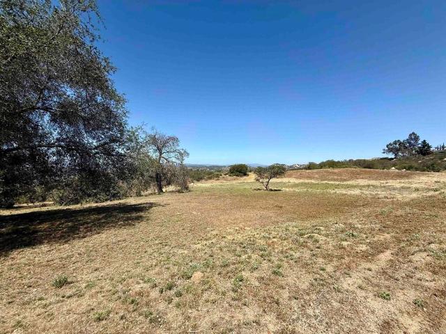 0 Vía Ladera, Fallbrook, CA 92028 | MLS #NDP2604 | Compass