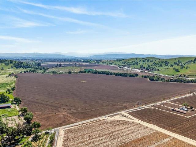 0 Walnut Ave, Hollister, CA 95023 | MLS #ML82041