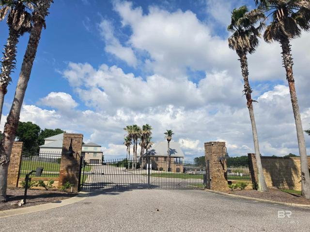 0 West Gate