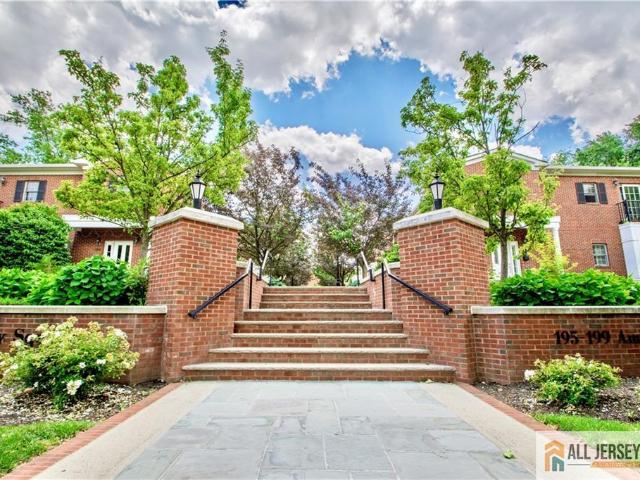 0 199D Amboy Avenue 4