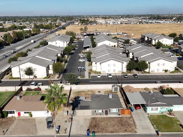0 2612 Van Buren Place