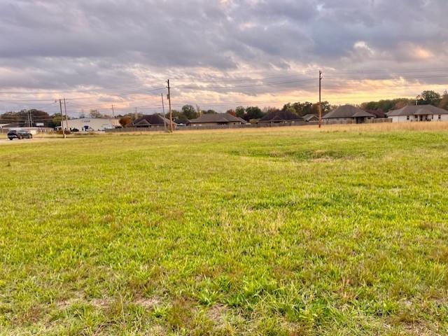0 2nd St, Muscle Shoals, AL 35661 | MLS #3042 | Compass