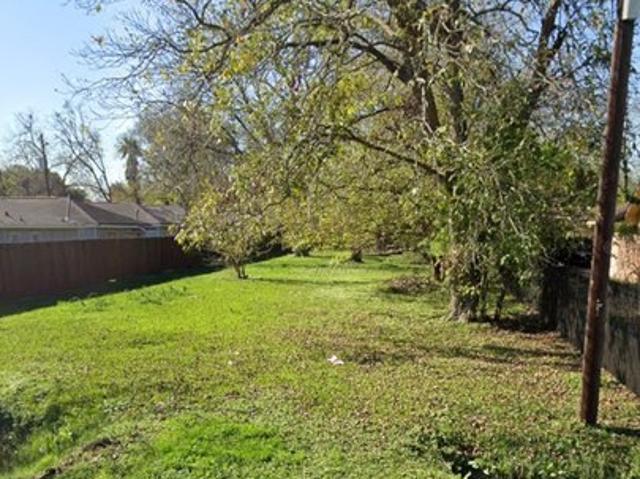 0 4211 Wipprecht St, Houston, TX 77026