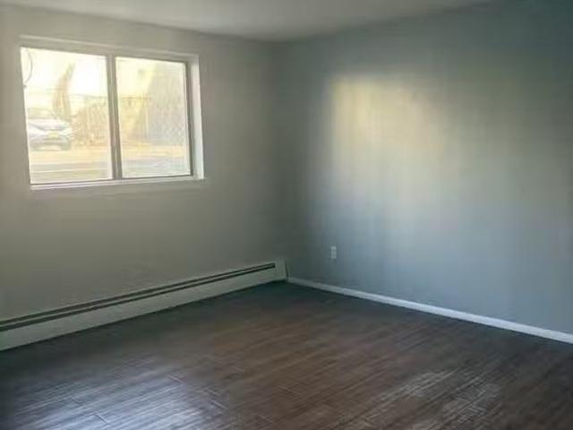 0BR/1.0BA 16th Garden LLC