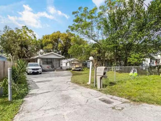 0BR/1.0BA /2 N Alaska St
