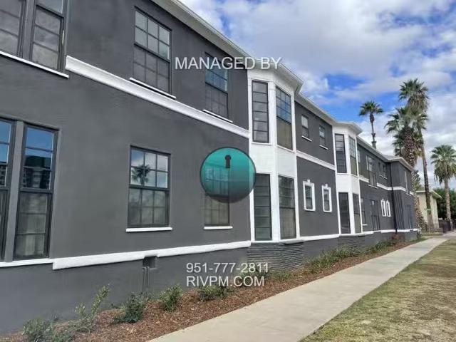 0BR/1.0BA 3900 5th St