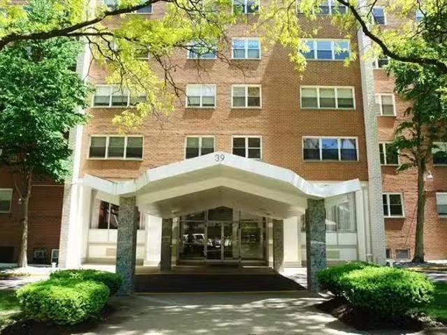 0BR/1.0BA RB Elizabeth, LLC