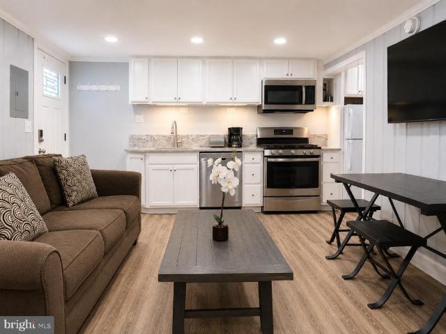 13 40Th Street # 4