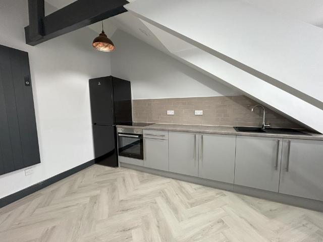13 14 Portland Terrace, Newcastle. 1 bed apartment to rent £1,000 pcm £231 pw