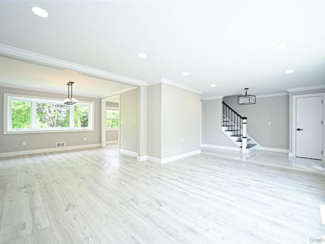 13 15 rd Street