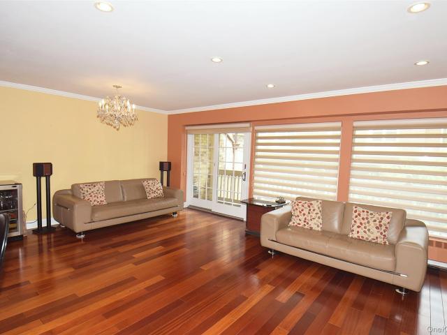 13 19 Michael Court 160 U