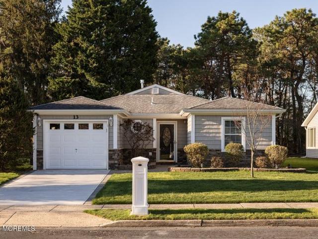 13 Tennis Ct, Brick, NJ 08723