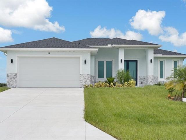 13 Teak Ln, Placida, FL 33946