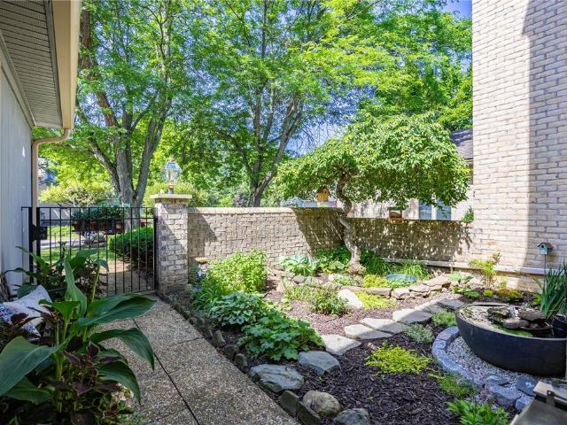 13 Tobey Court