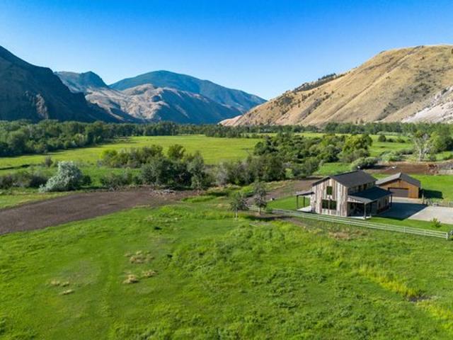 13 Truth Dr, Salmon, ID 83467