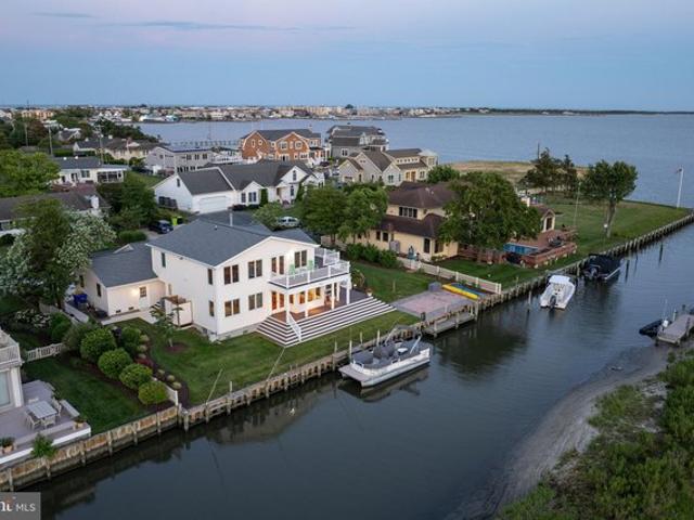 13 Venetian Dr, Rehoboth Beach, DE 19971