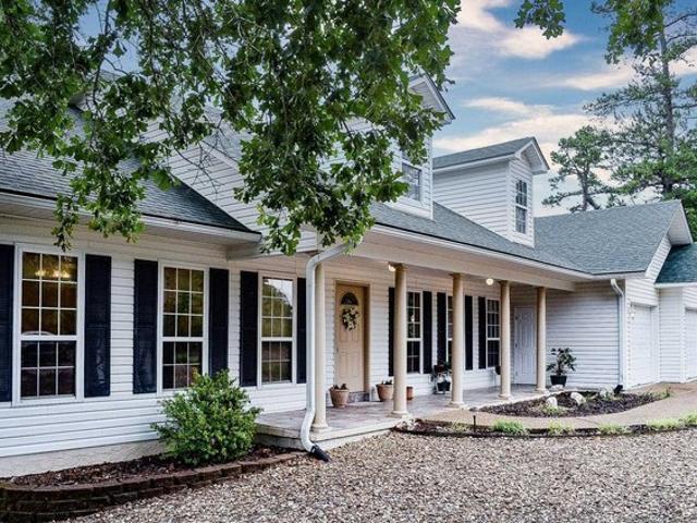 13 Veranillo Dr, Hot Springs Village, AR 71909