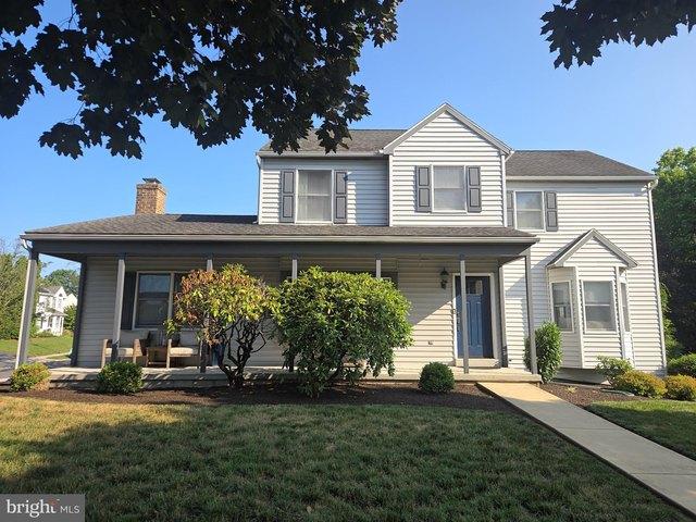 13 Victoria Way, Camp Hill, PA 17011