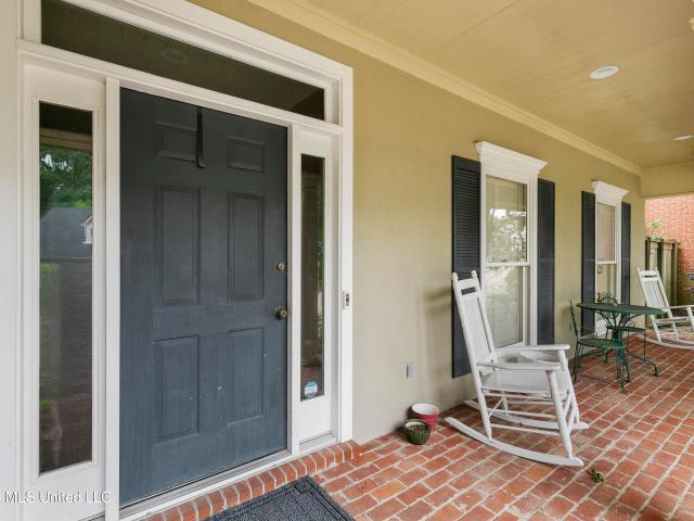 13 Village Green Court