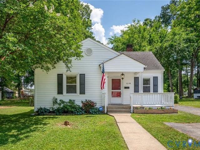 13 W Magruder St, Sandston, VA 23150