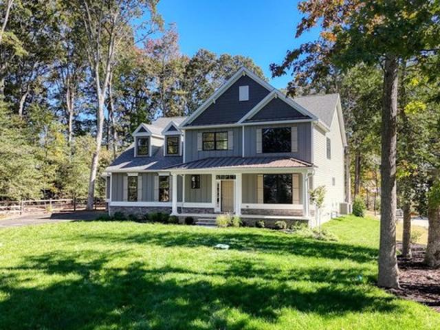 13 W Island Rd, Millsboro, DE 19966