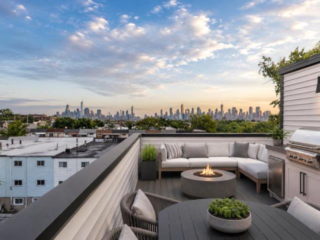 13 Wegman Ct # 1