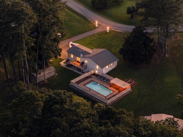 13 West Rd