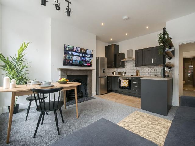 13 Winckley Street, Preston PR1, 1 bed flat to rent, £1,000 pcm | PrimeLocation