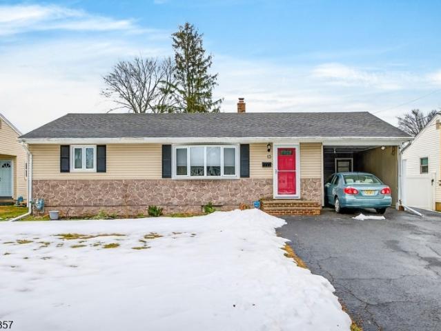 13 Yates Dr
