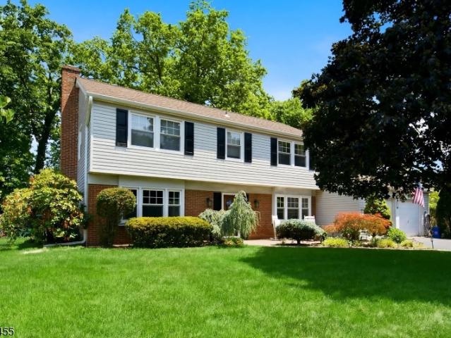 13 Abbott Rd
