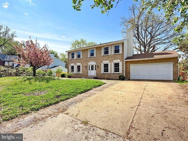 13 Alexandria Overlook Dr, Oxon Hill, MD 20745